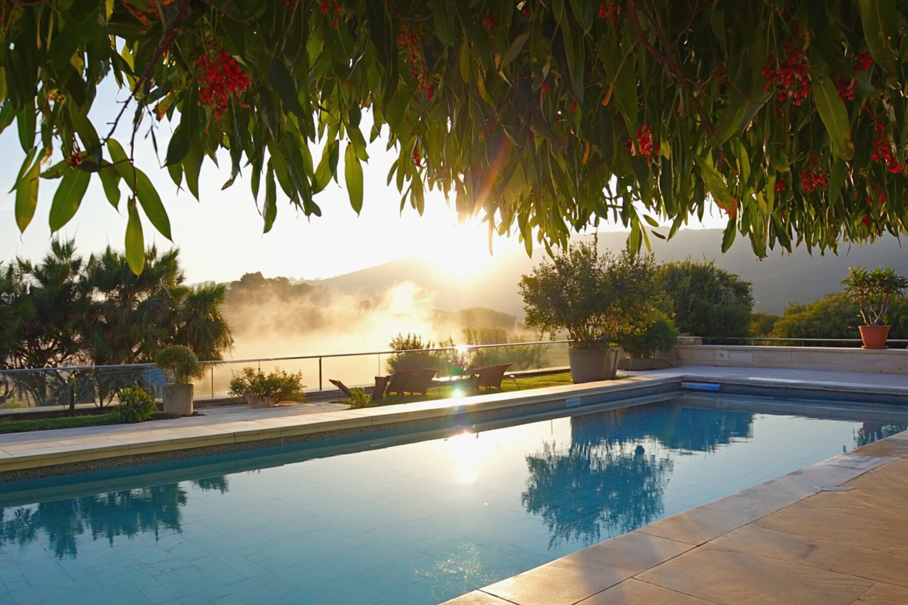 Why Choose a Wodonga Pool Builder for Fibreglass Pool Installation