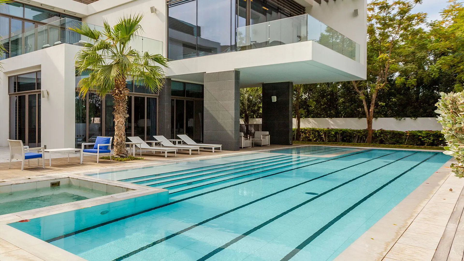 How Custom Pool Builders in Albury Create Dream Pools for You